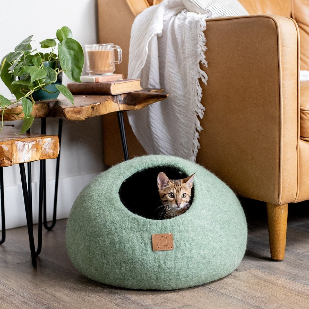 Premium Felted Wool Cat Cave Bed – Fuzzy Cove